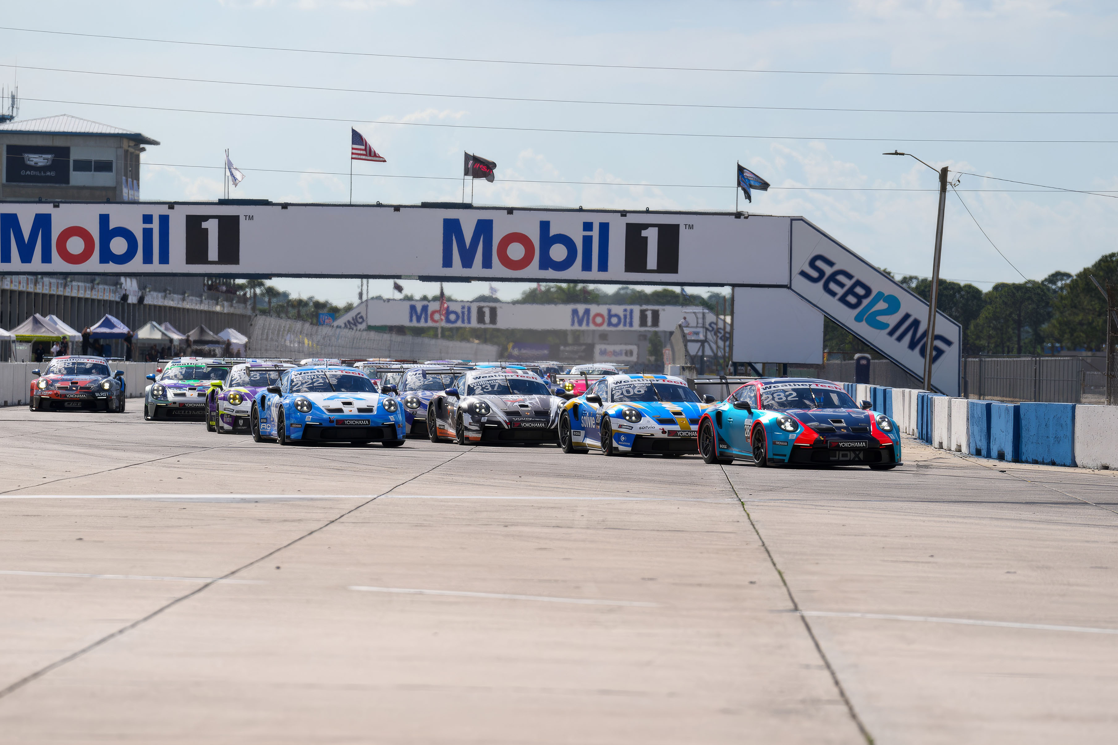 Huge field for 2024 Porsche Sprint Challenge opener | Porsche Sprint ...